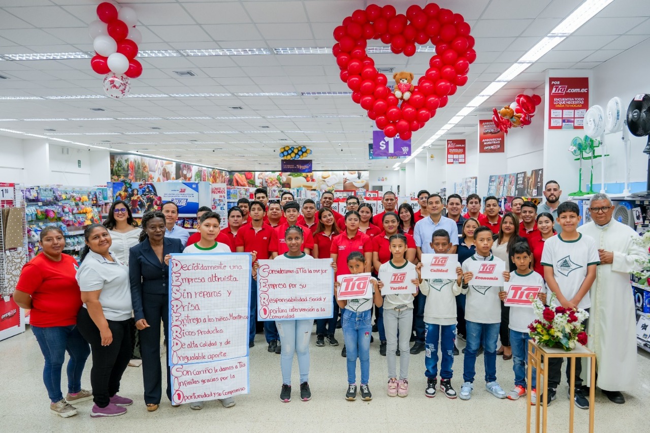 Almacenes Tía reapertura su tienda en Vergeles con una renovada ...